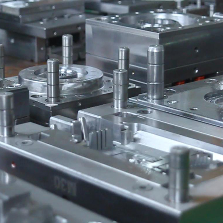 Injection Molding | Machmaster