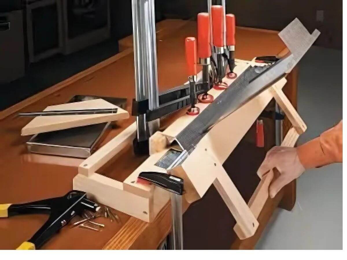 Sheet Metal Bending Process: Key Steps To Know | Machmaster