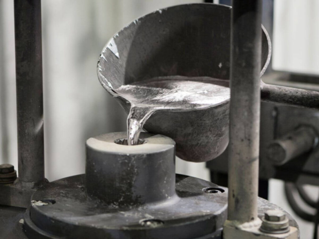 What Is Mold Casting? | Machmaster