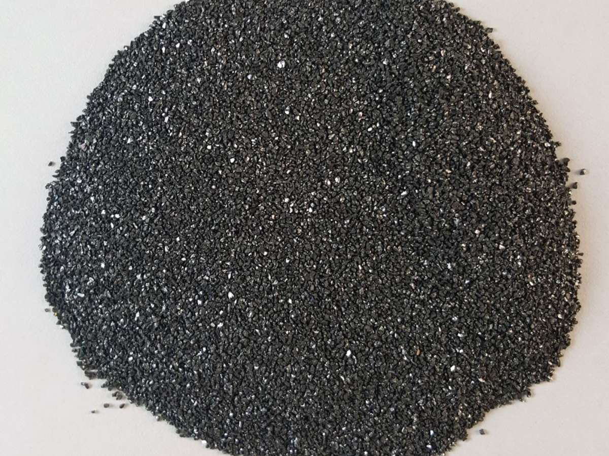 10 Different Abrasives Used In Sand Blasting | Machmaster