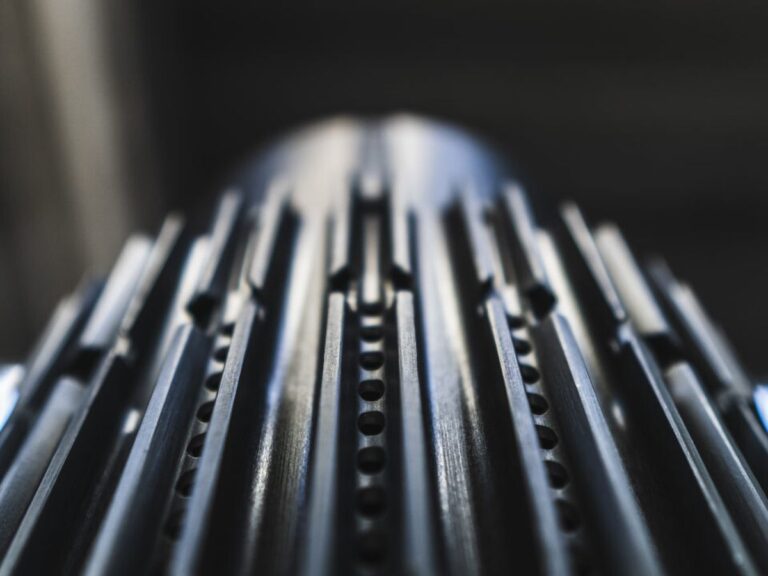 Anodizing Black Aluminum: A Quick Guide | Machmaster