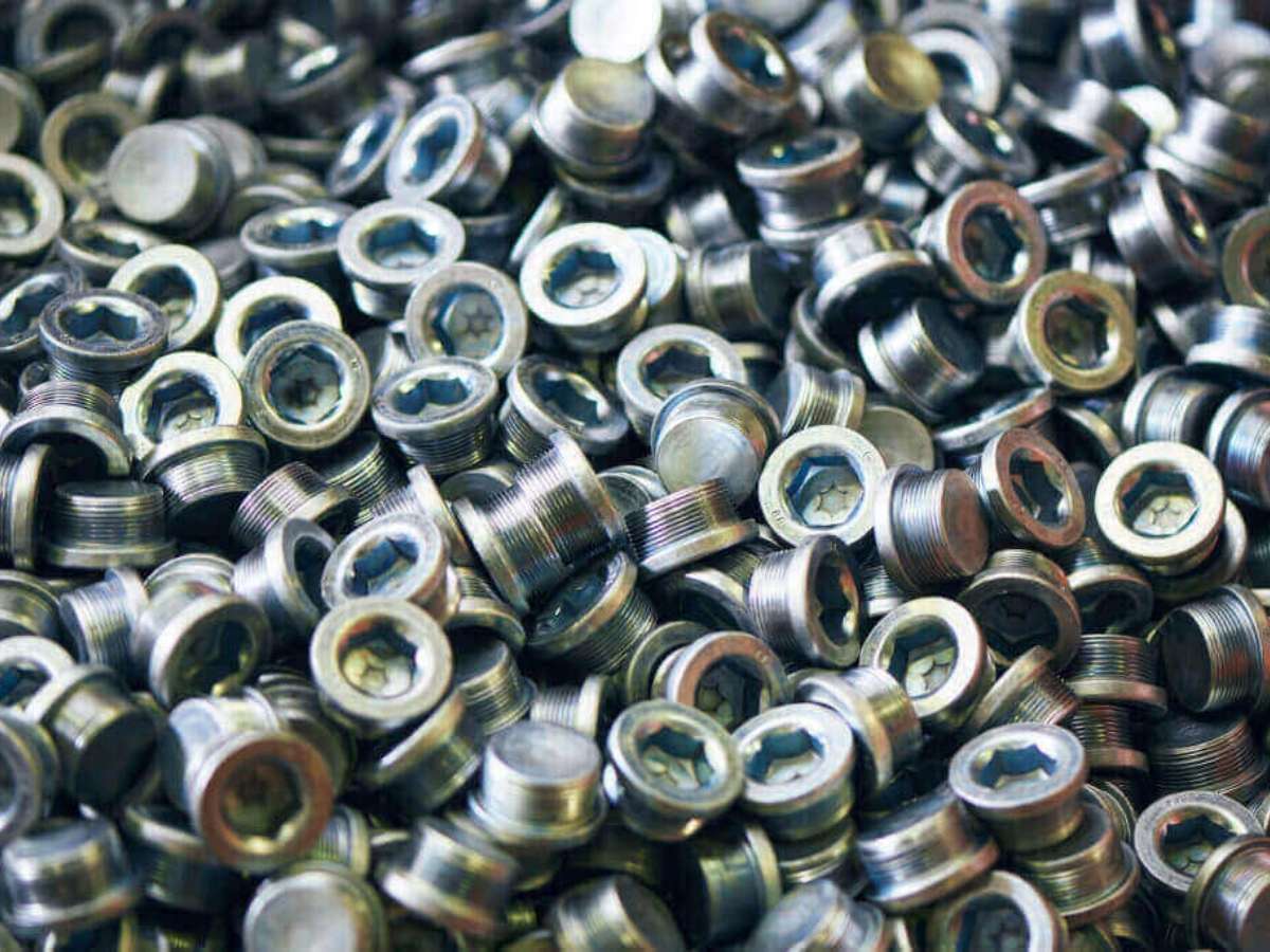 Chrome Plating Vs Zinc Plating: What’s The Real Difference? | Machmaster