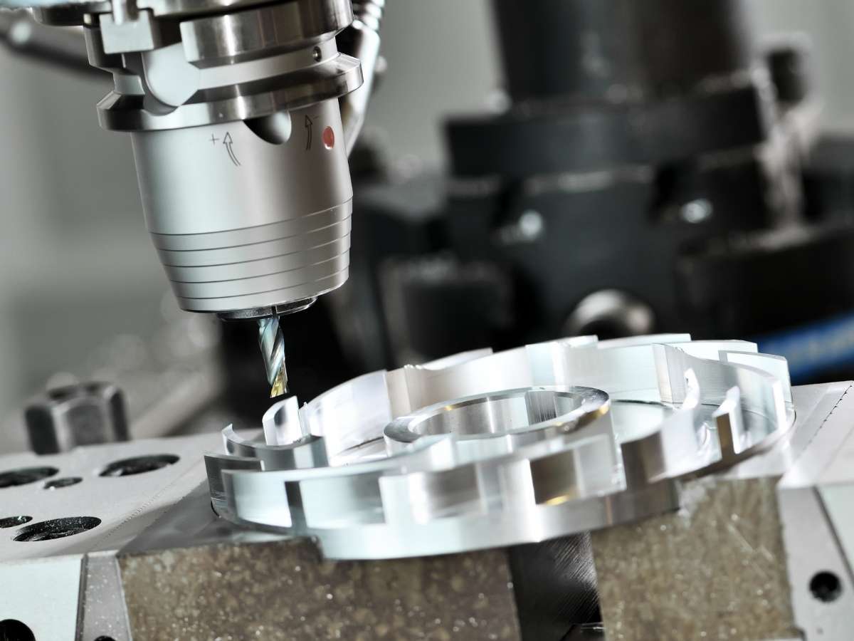 Grinding Vs Milling: What's The Key Difference? | Machmaster