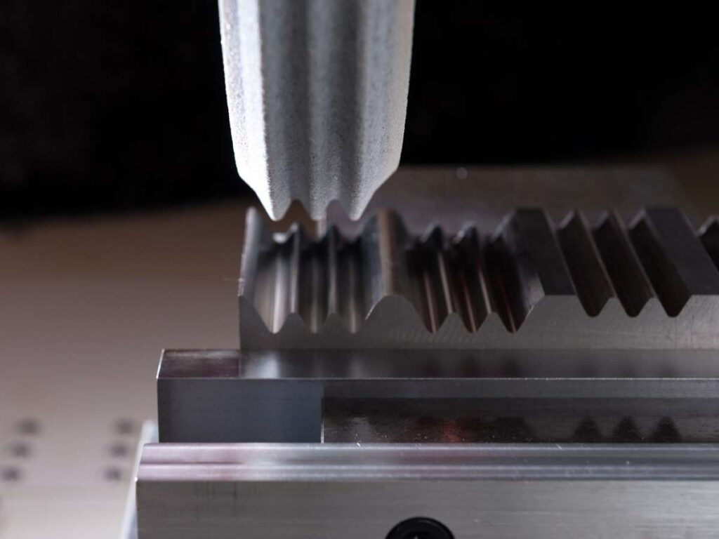 How Does Grinding Work? | Machmaster