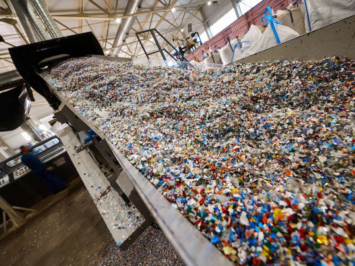 Top 8 Benefits Of Injection Molding | Machmaster