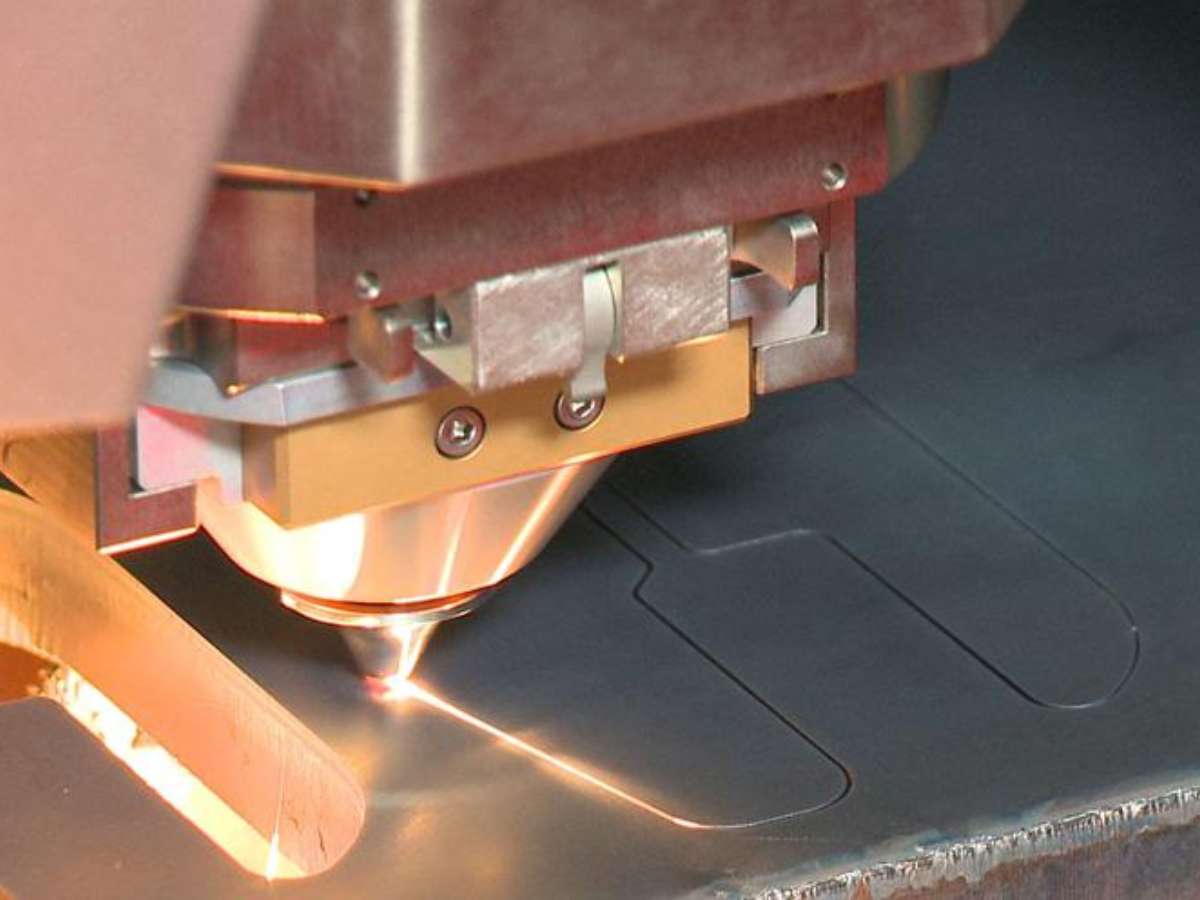 Top 8 Benefits Of Laser Cutting | Machmaster