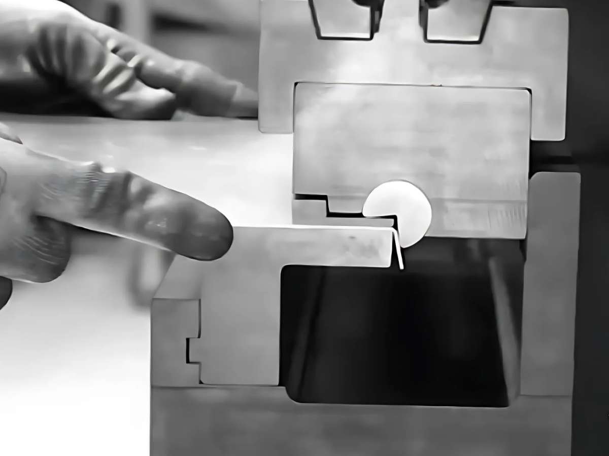 10 Different Types Of Sheet Metal Bending | Machmaster