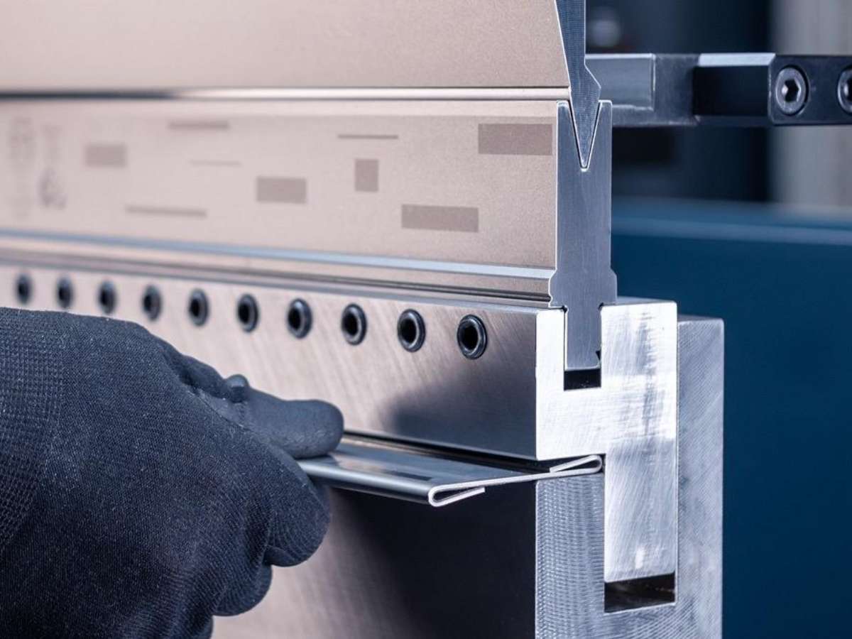 10 Different Types Of Sheet Metal Bending | Machmaster
