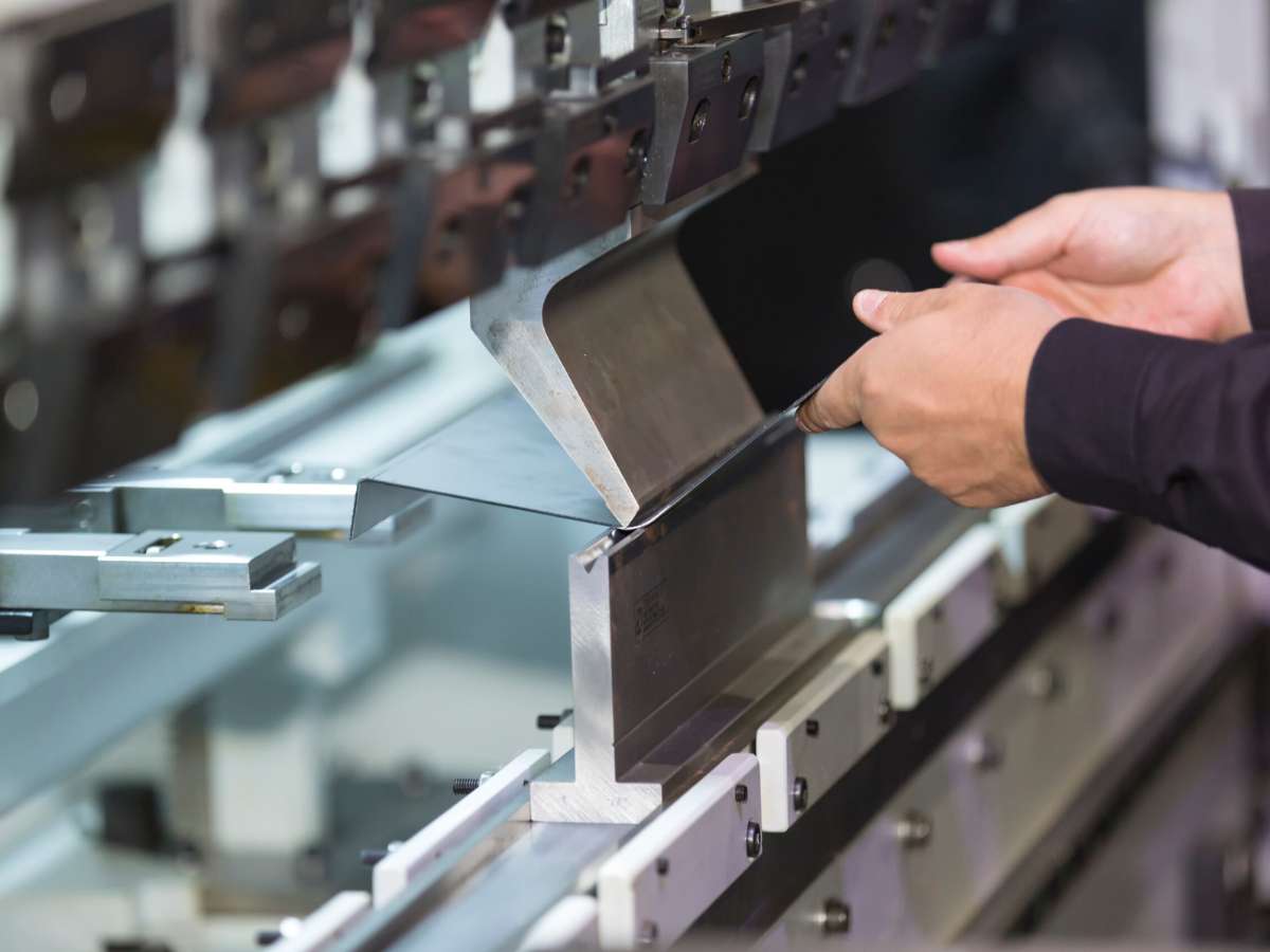 10 Different Types Of Sheet Metal Bending | Machmaster